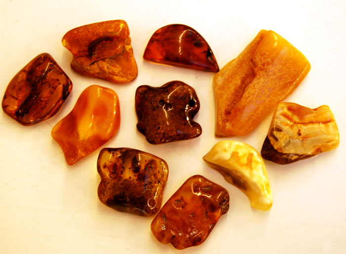 Siber + Siber | amber-amber-rough-and-polished